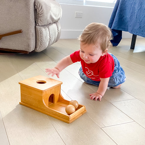 Object Permanence Box - Promotes the senses and problem-solving skills ...